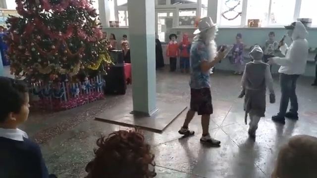 Ёлка в школе у Лины 2019