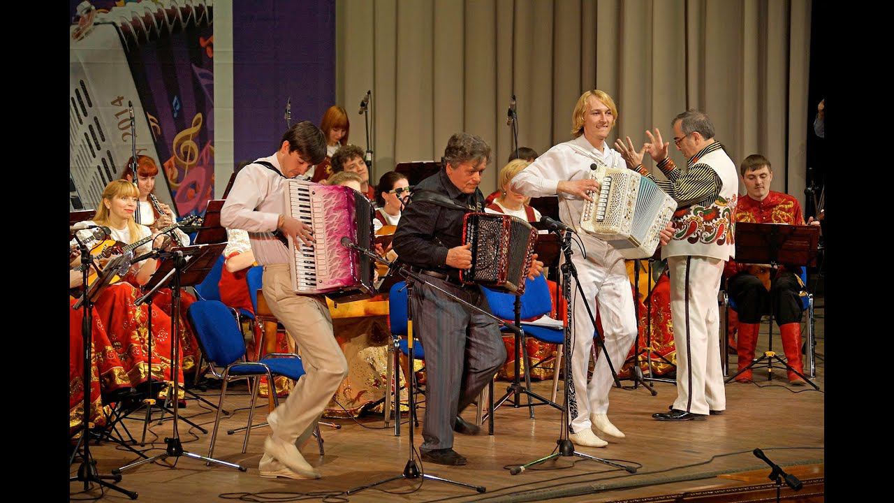 Поелуев, Дербенко, Уханов - "Праздник"