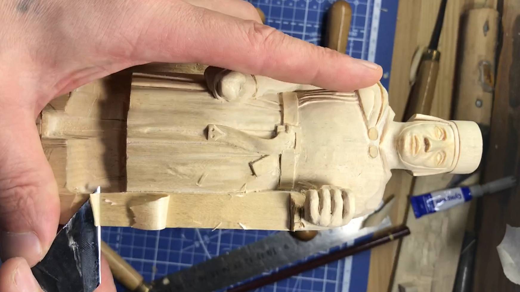 Шахматный КОРОЛЬ  1 часть KING 1 part (Резьба по дереву)