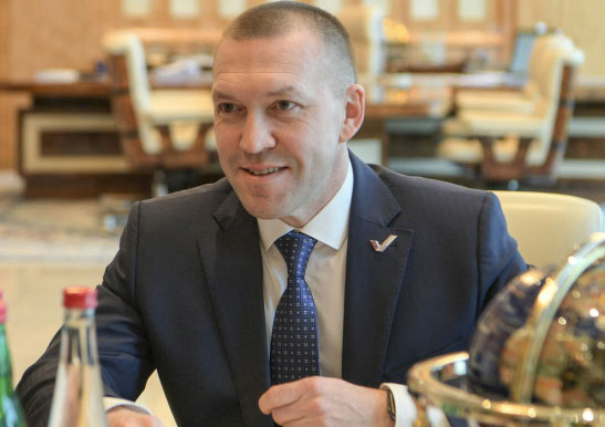 НАРОДНЫЙ ФРОНТ ПОКРЫВАЕТ НАРУШИТЕЛЕЙ КОНСТИТУЦИОННЫХ ПРАВ ЧЕЛОВЕКА-РЕБЁНКА ЖАННЕТ И СЕМЬИ АШРАПОВЫХ.