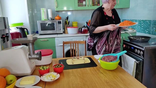 Салат из кальмаров паштет из печени