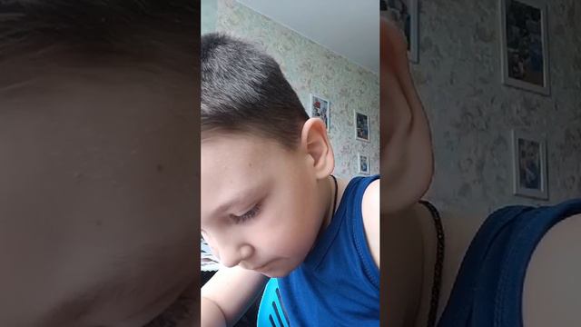 я делаю рубиноваю кнопку ютуба из пластилина старое видео