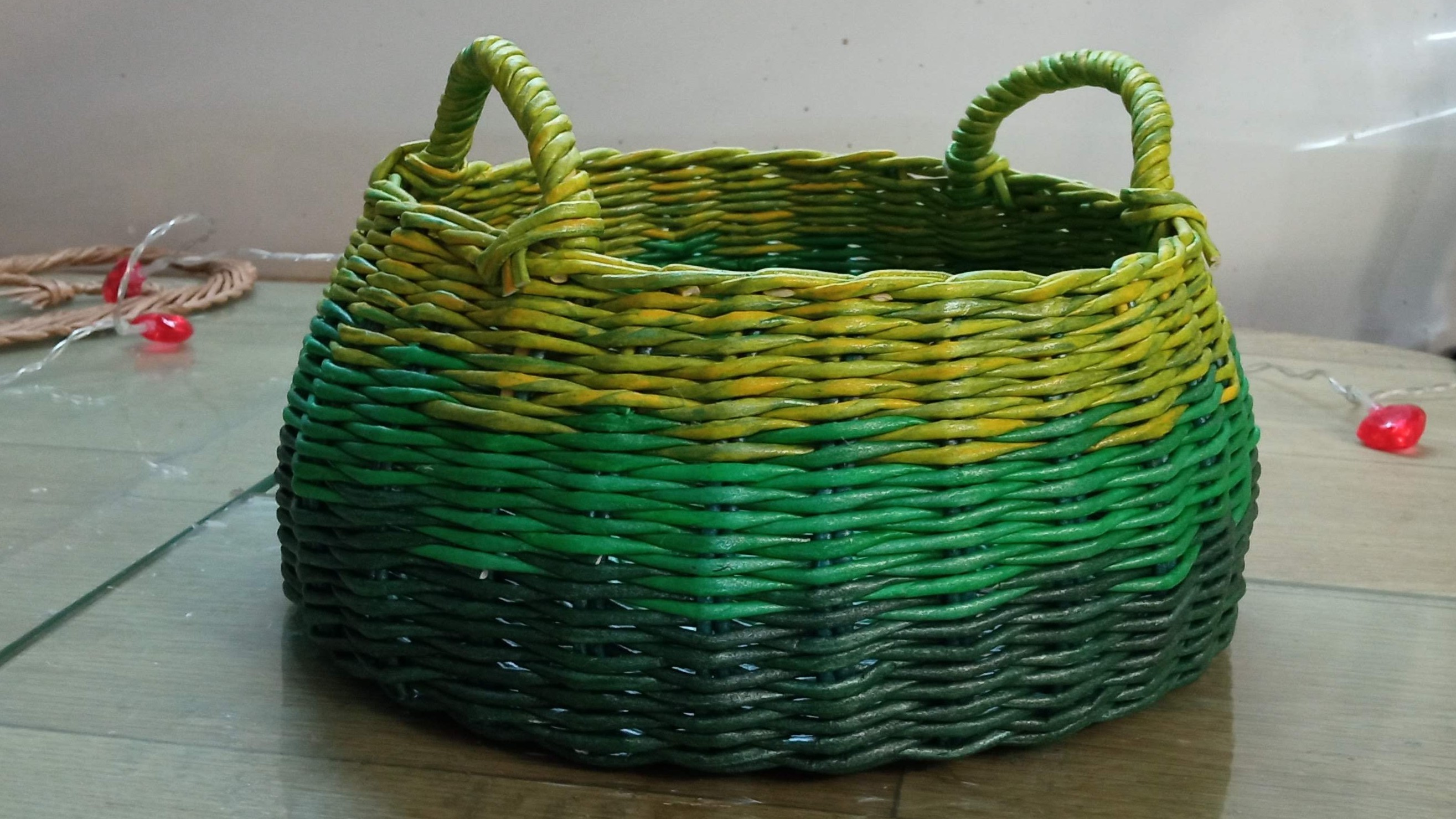 МК. Трехцветная корзина из бумажной лозы. #222