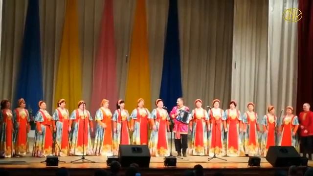 Народный хор «Селянка» - Мимо этой вишни