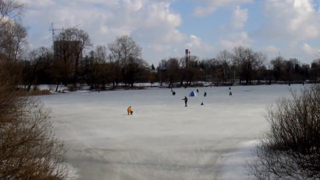 Март Апрель