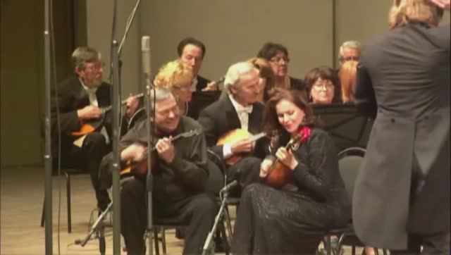 А. Цыганков. "Мар-дяндя".
Соло домра - Александр Цыганков, Вера Махан