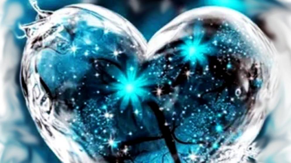 Композиция: "СЕРДЦЕ". Слова, музыка, исполнение — Елены Артёменко. Запись: 2003 и 2022 годы.