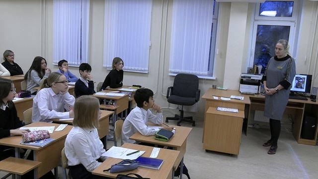 Урок английского языка и ИЗО. Кадочникова Г. Г., Минаева Е. А., 25.01.2023г.. Часть 2