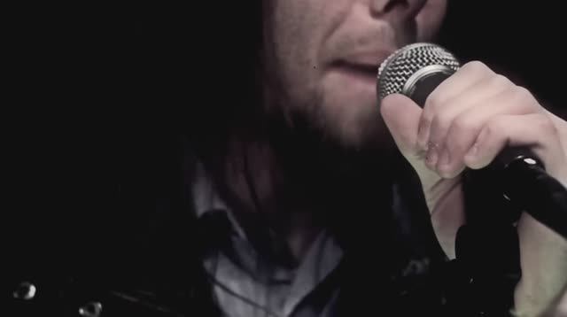 Paranoid (acoustic cover by Leo Moracchioli)