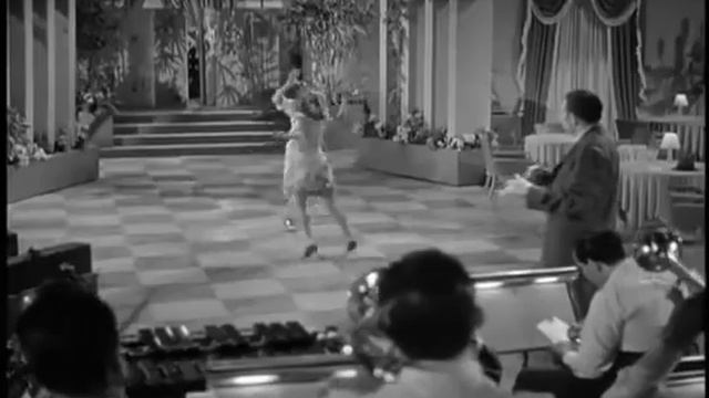 Elvis Presley (Bossa nova) end Fred Astaire & Rita Hayworth