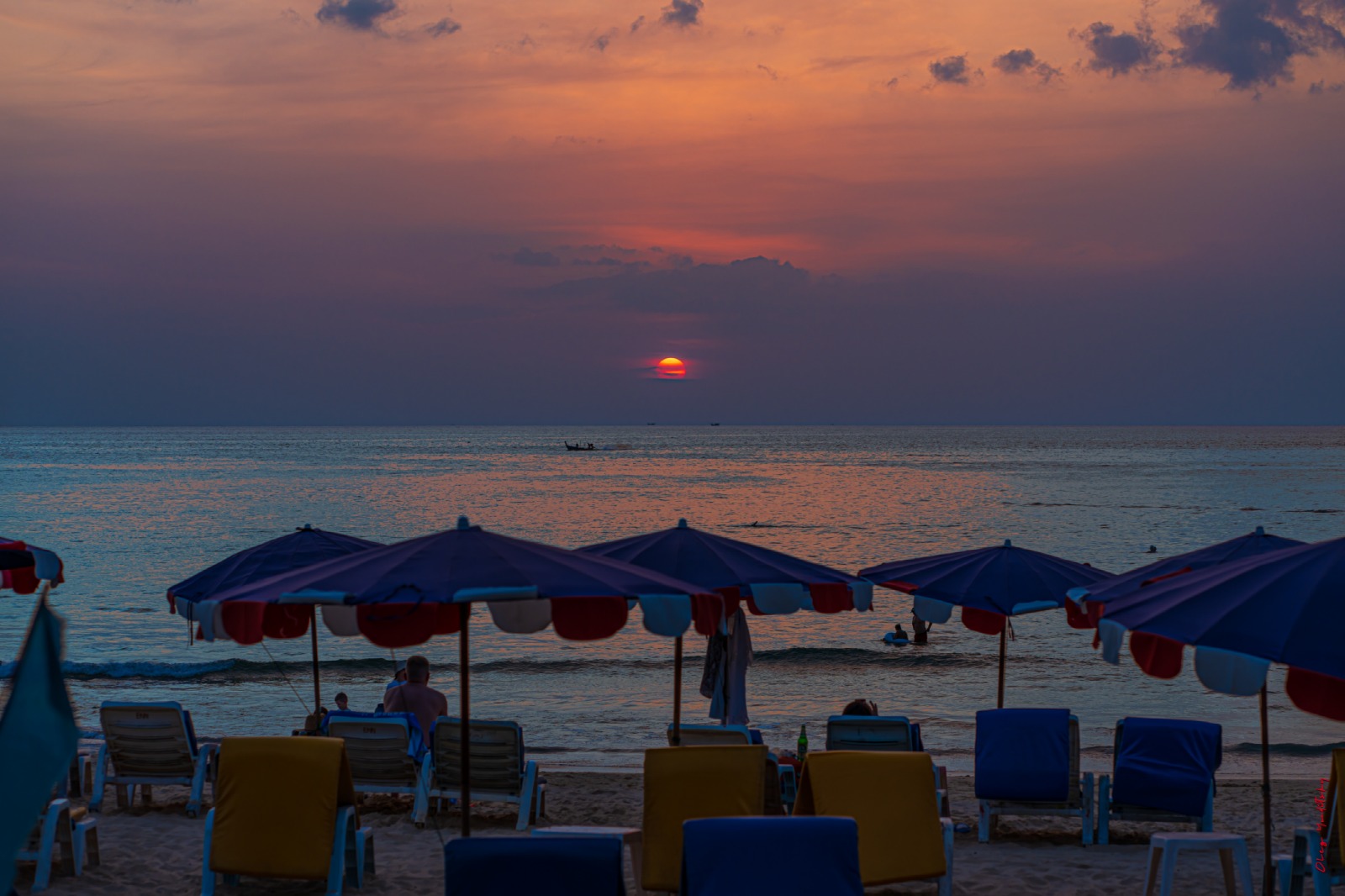 Красота Пхукетских закатов. Пляж Карон 22 февраля 2023