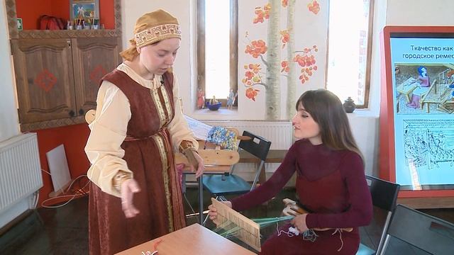 История возникновения ткачества и его азы. Программа "Код культуры"