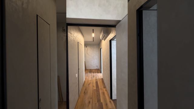 ЖК Российский. Натянули потолки.