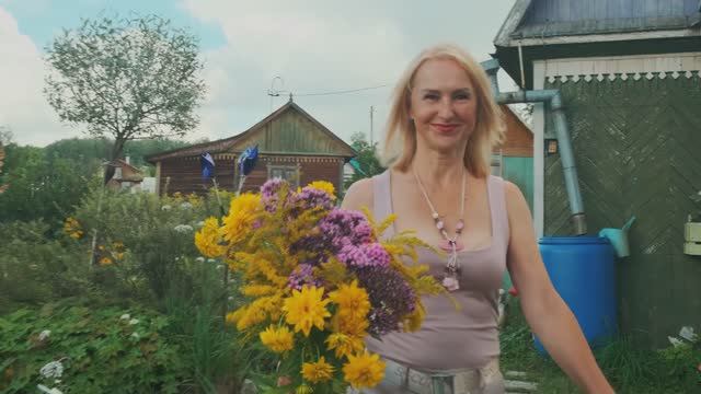Алисино детство часть 6 "День рождение Дедули"