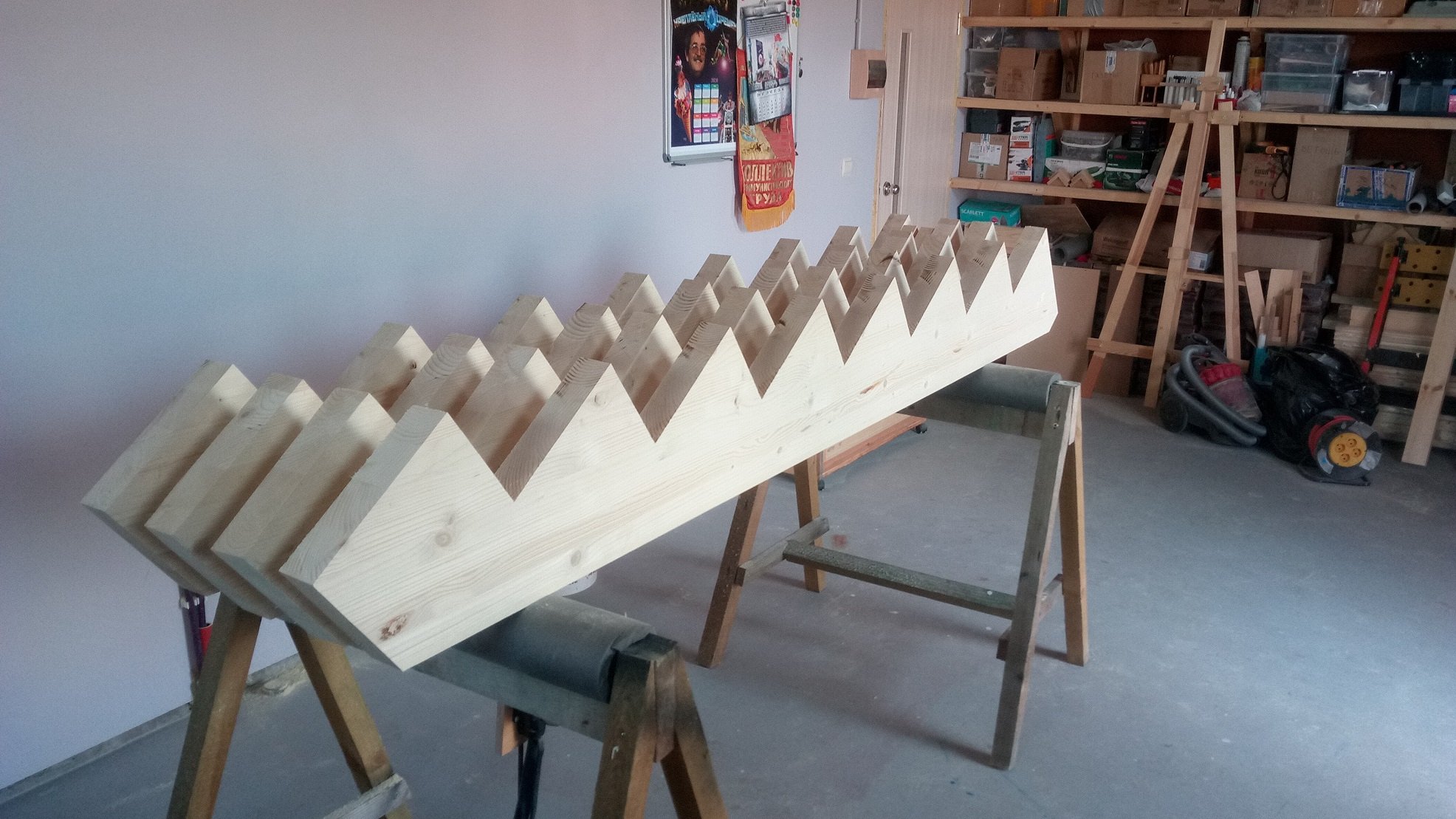 Деревянная лестница своими руками. Часть 2: Изготовление косоуров.