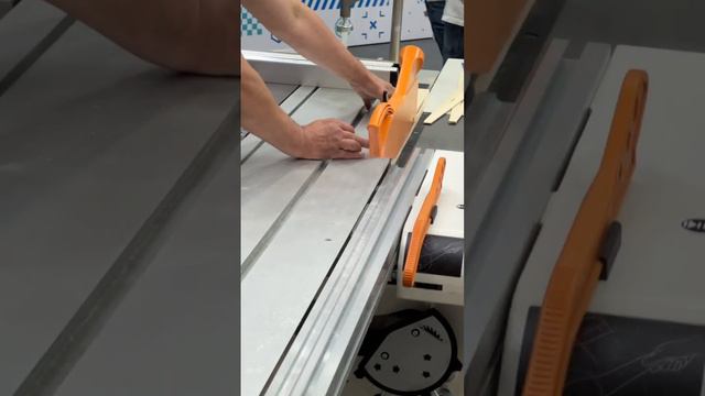 Форматно-раскроечный станок Class si300 от SCM (Италия)