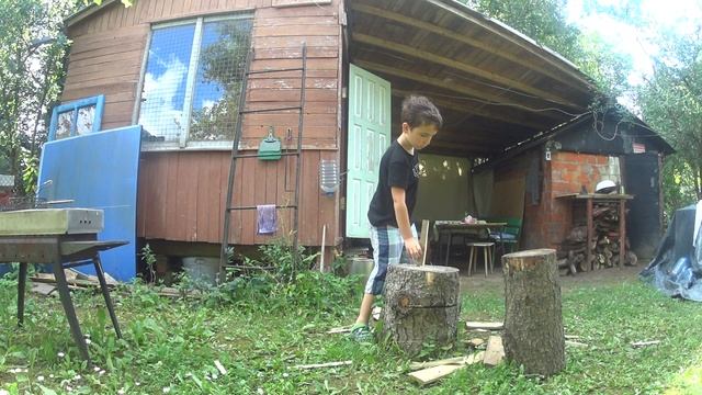 Демид на даче 09.07.23