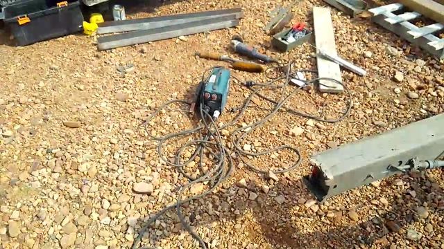 Газель рама. Покрасил вставки.