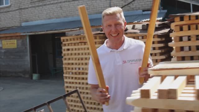 Серия_10 В гостях у Нолинской матрешки