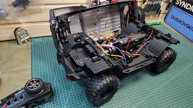 Распаковка белуга 2.0 Jeep Rubicon