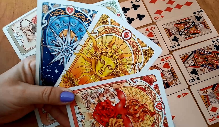 Звезды и Солнце дарят любовь: гадание на 29 марта