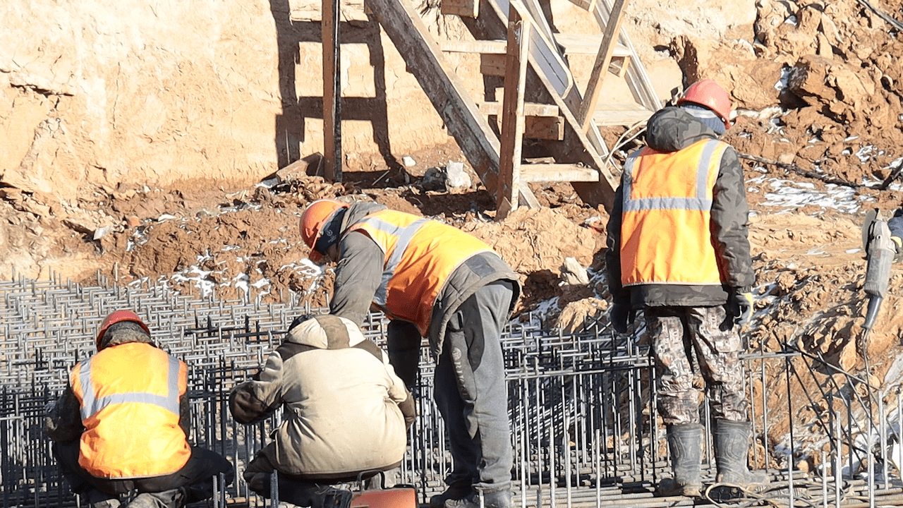 Полным ходом идет реконструкция корпуса СГУ