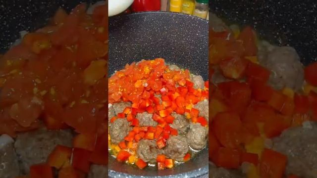 ПРОСТОЙ СУП С ФРИКАДЕЛЬКАМИ.mp4