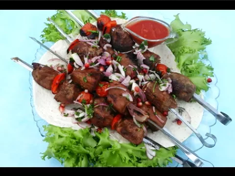 Шашлык на костре из свиных языков