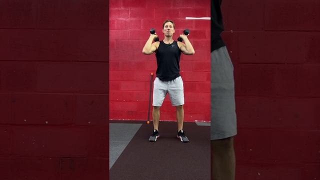 Трастер с гантелями