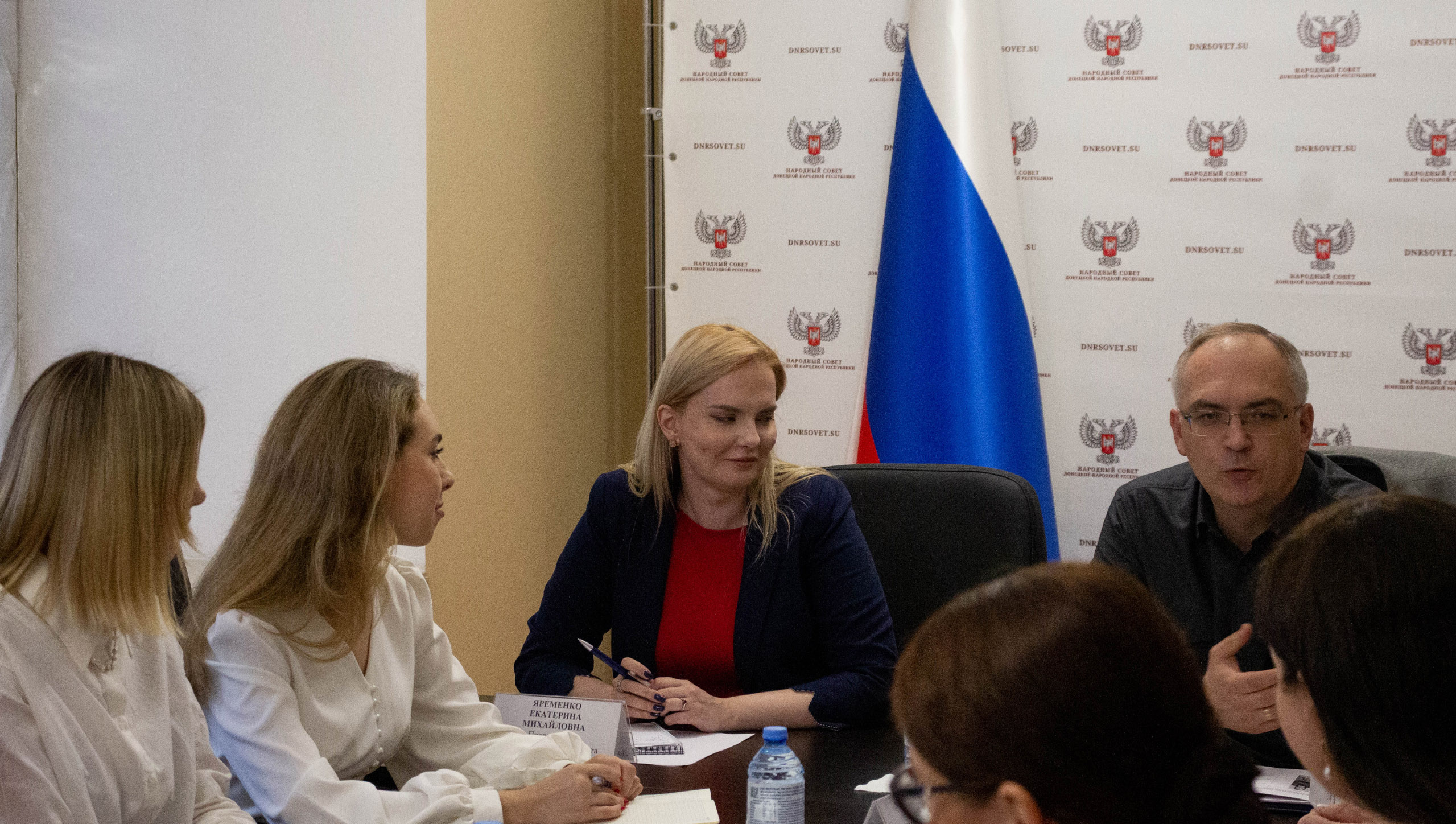 Народный Совет и Молодёжный Парламент обсудили план взаимодействия