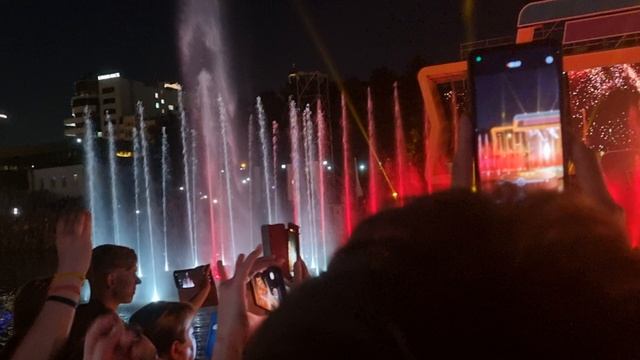 Долгожданное открытие музыкального фонтана в Екатеринбурге