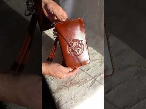 Портмоне мужское с монограммой VS. Изделия из кожи. СКСтиль. Видео обзор: портмоне с логотипом SV.