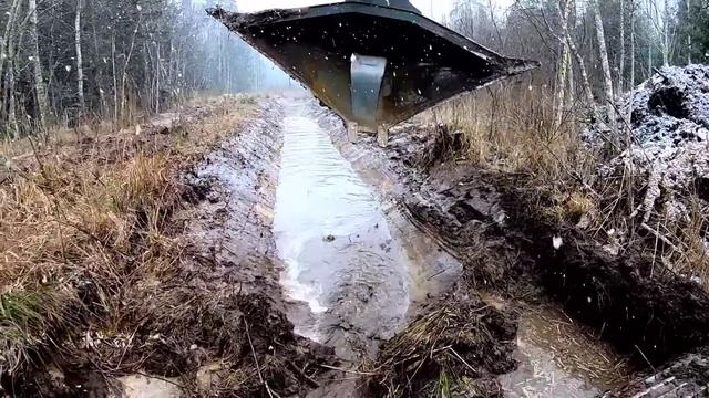 очистка дренажной канавы в лесу 1