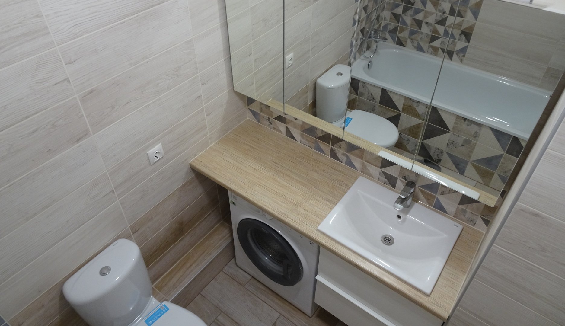 Кухонная столешница в САНУЗЛЕ: а почему бы и нет.