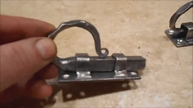 Кованая задвижка "Скорпион"на калитку