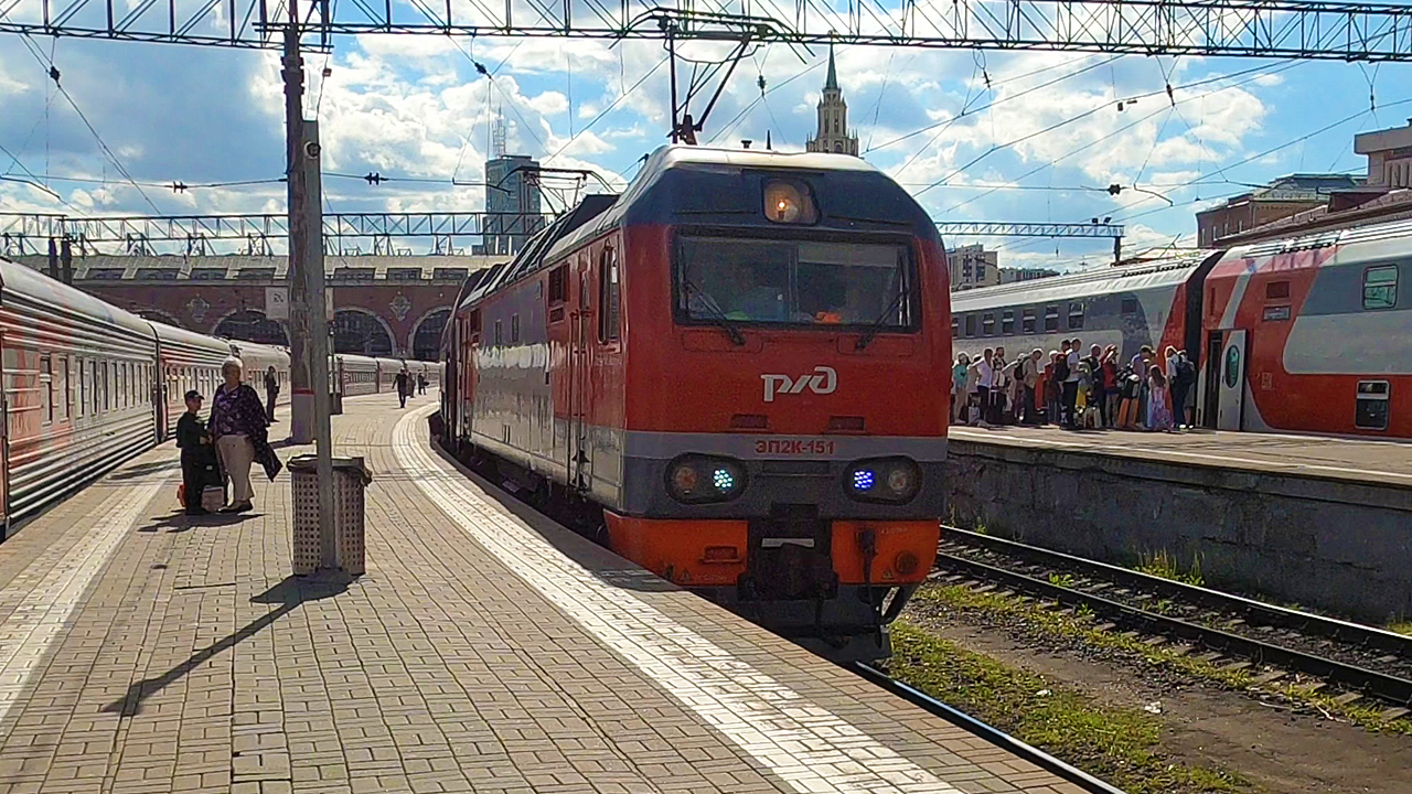 Отправление поезда №058Г «Марий Эл» Москва – Йошкар-Ола с Казанского вокзала.