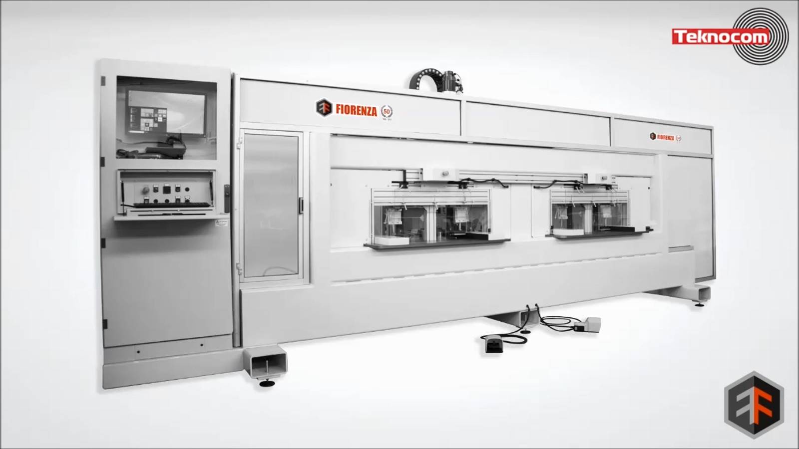 BORD 2 - станок для обработки стоевых профилей фасадов