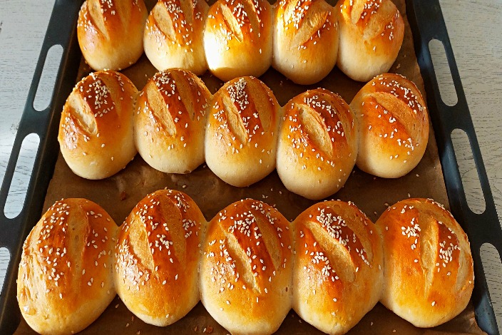 Булочки с кунжутом, ВМЕСТО ХЛЕБА. как приготовить булочки, булочки рецепт.