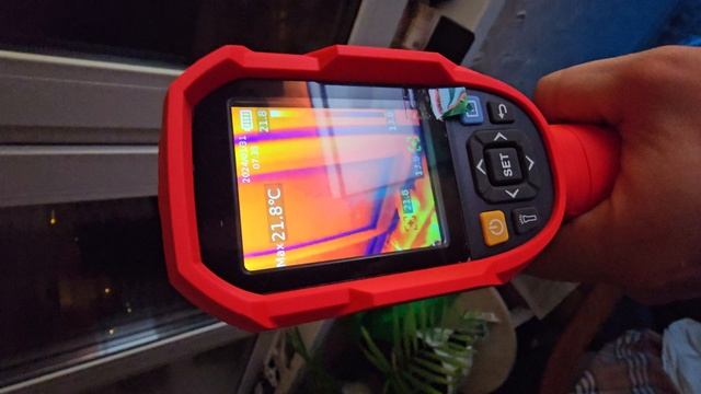 Тепловизор строительный Uni-T Pro 260b