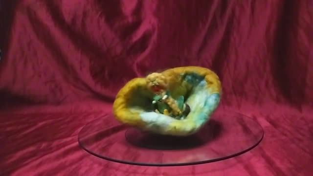 Кукла ручной работы "Гусеница в раковине"