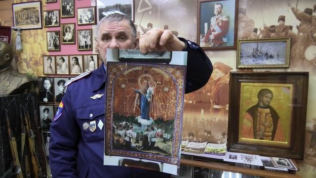 Августовская икона Божьей Матери.mp4