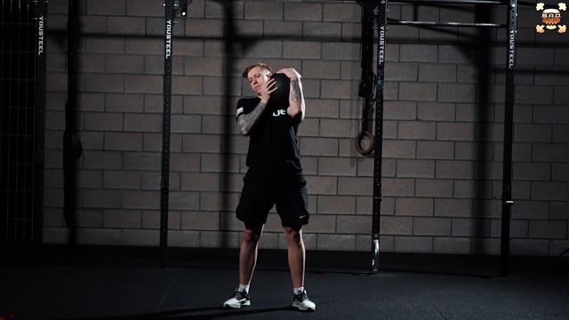 Подъём слембола на плечо