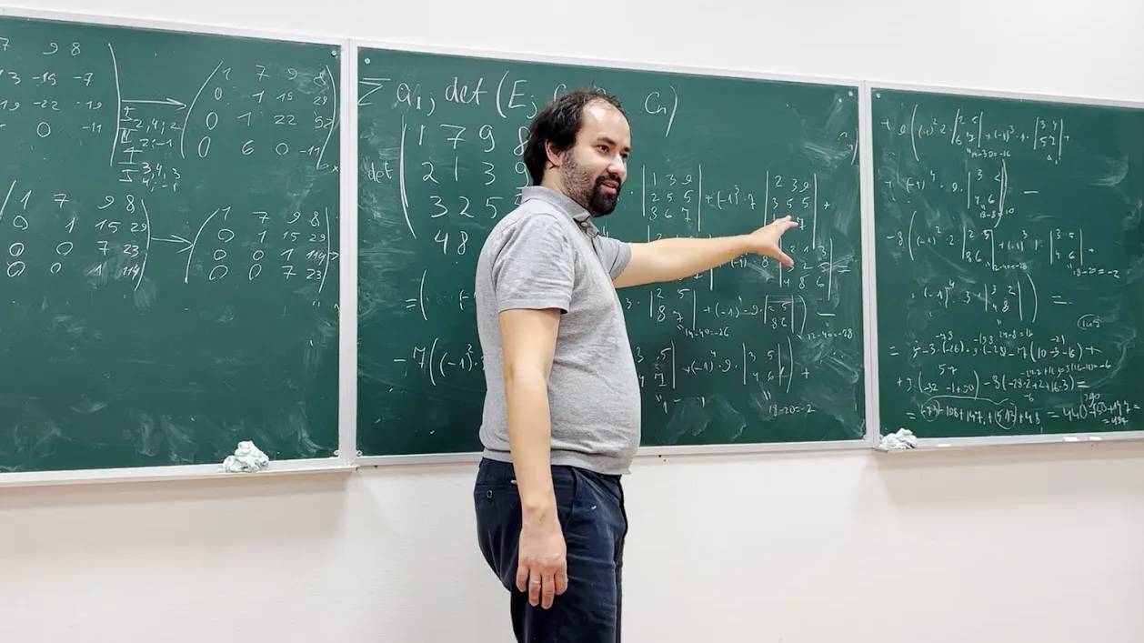 Геометрия Авилов А.А. Семинар БЦМТ-221 18.11.22