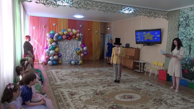 Господин Ошибкин на выпускном в детском саду