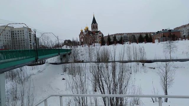 Сквер 500 млн.тонны в Мегионе.