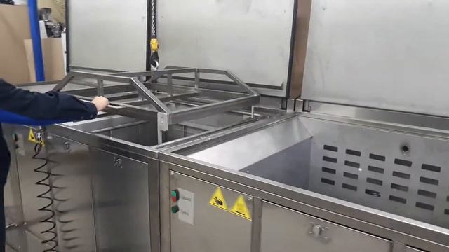 Ультразвуковая линия с полуавтоматической системой перемещения корзин