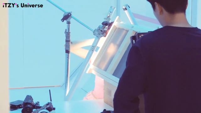 Съёмки «Yet, but» от Юны из ITZY