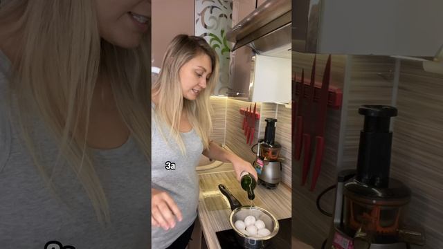 Красить яйца вином