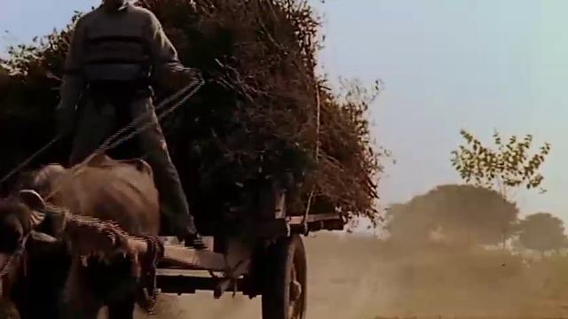 A2-10 Travelling in India transportt