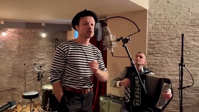 Феликс Шиндер - На Дерибасовской открылася пивная (Звучит Одесса Мама)